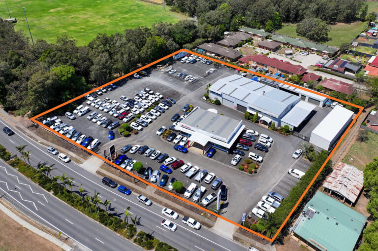 For Lease – Commercial Collective