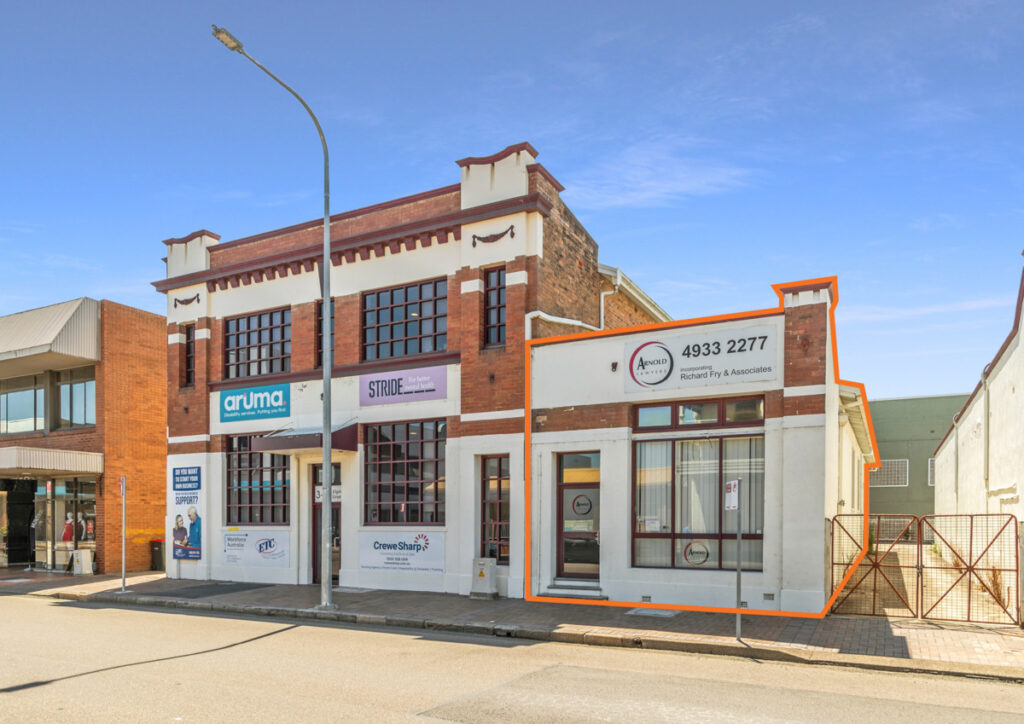 Off Market – Commercial Collective