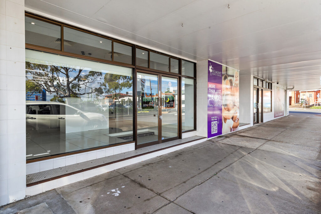 For Lease – Commercial Collective