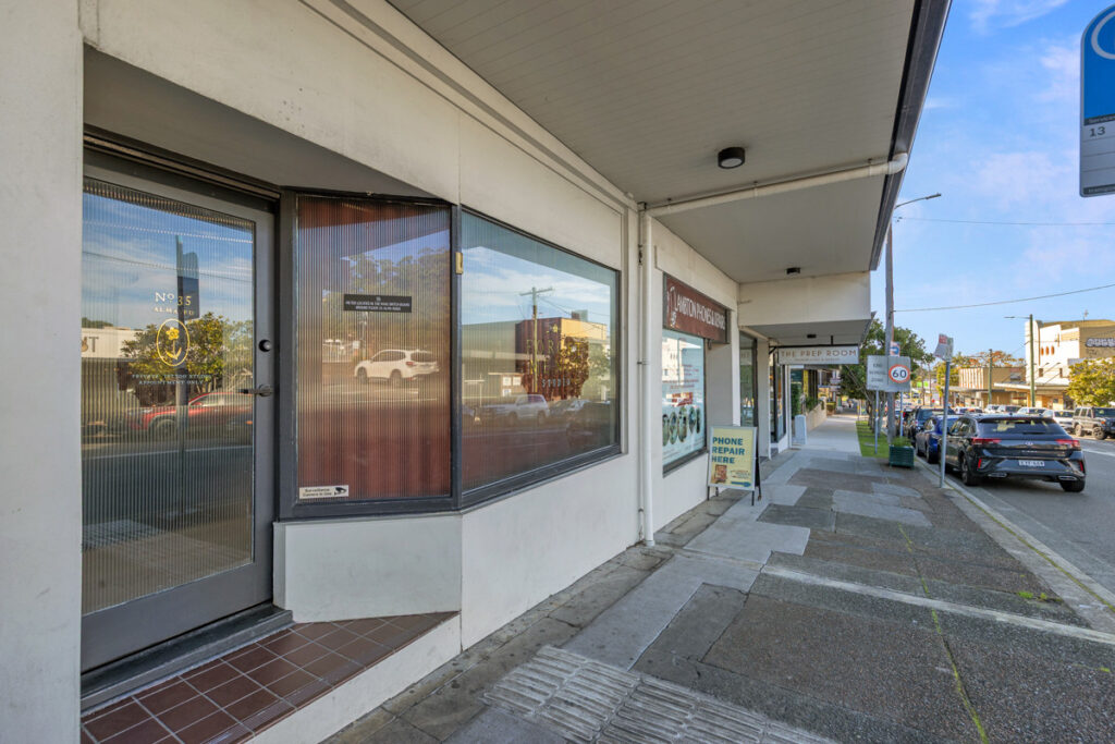 For Lease – Commercial Collective